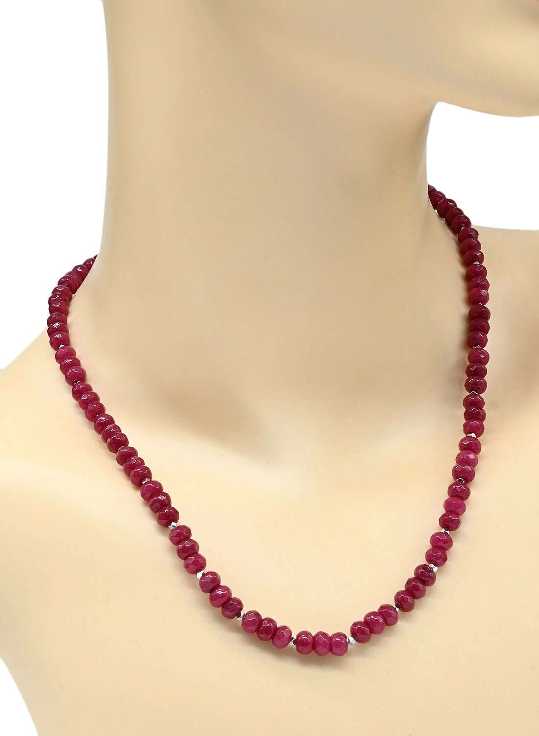 Бусы, кальцит