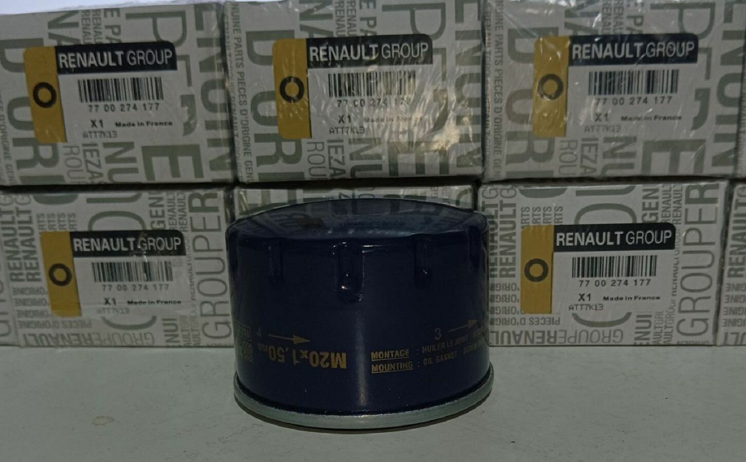 Фильтр масляный Renault Nissan Mitsubishi Opel LADA - OEM 7700274177 7711945897 8200768913 W753