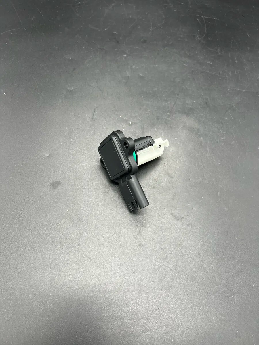 Датчик массового расхода воздуха, MAF сенсор Новое Cargopart