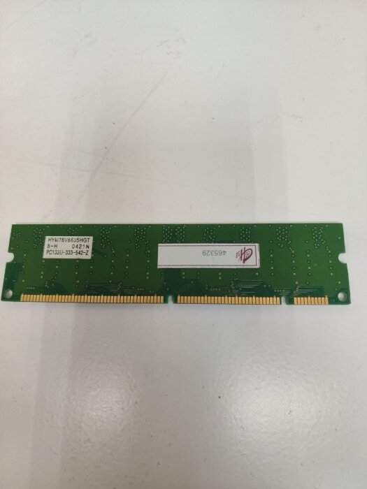 Оперативная память SDRAM Hynix 133Mhz 64Mb PC133(HYM76V8635HGT8-H).