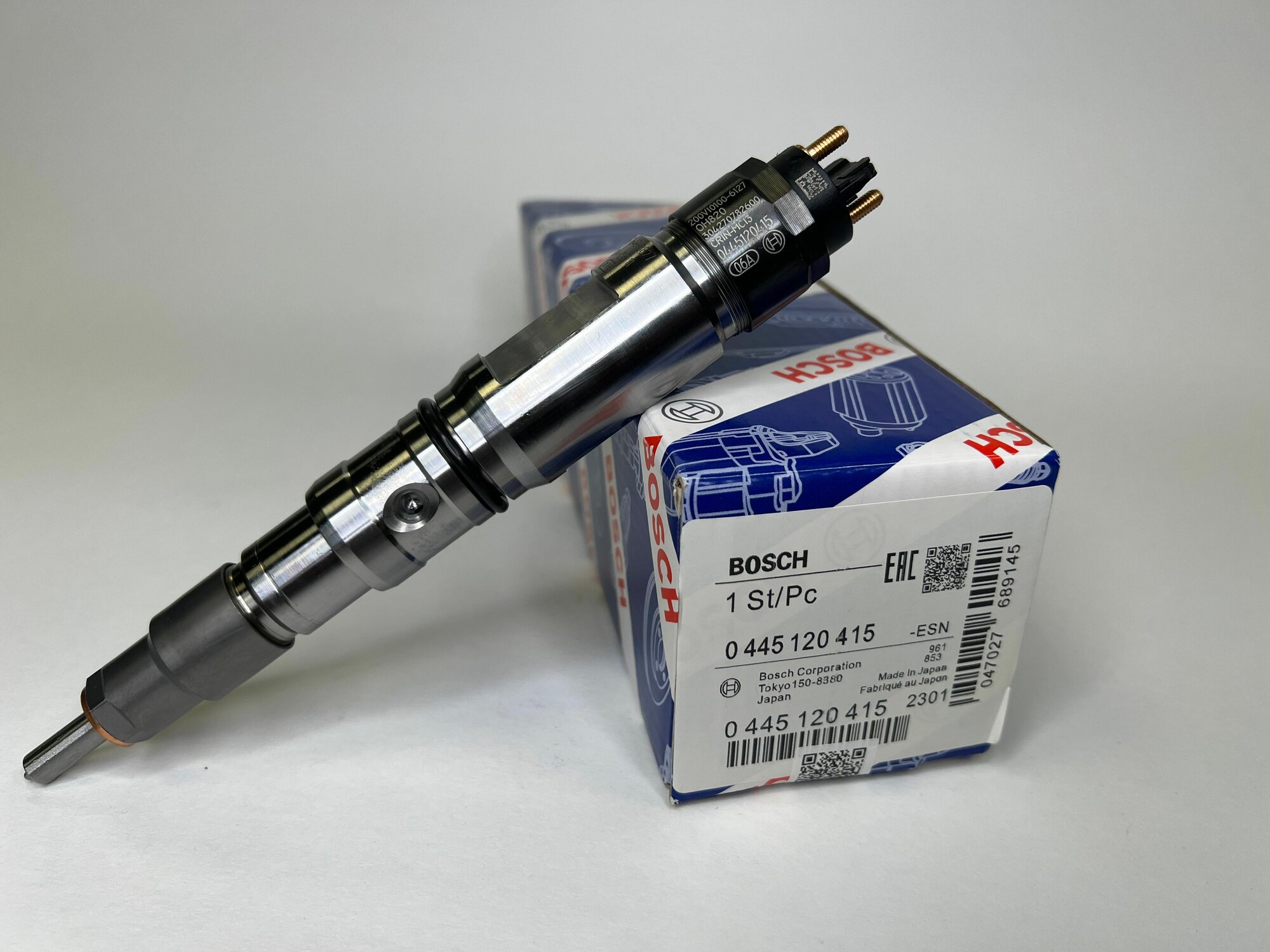 Форсунка топливная Bosch 0445120415