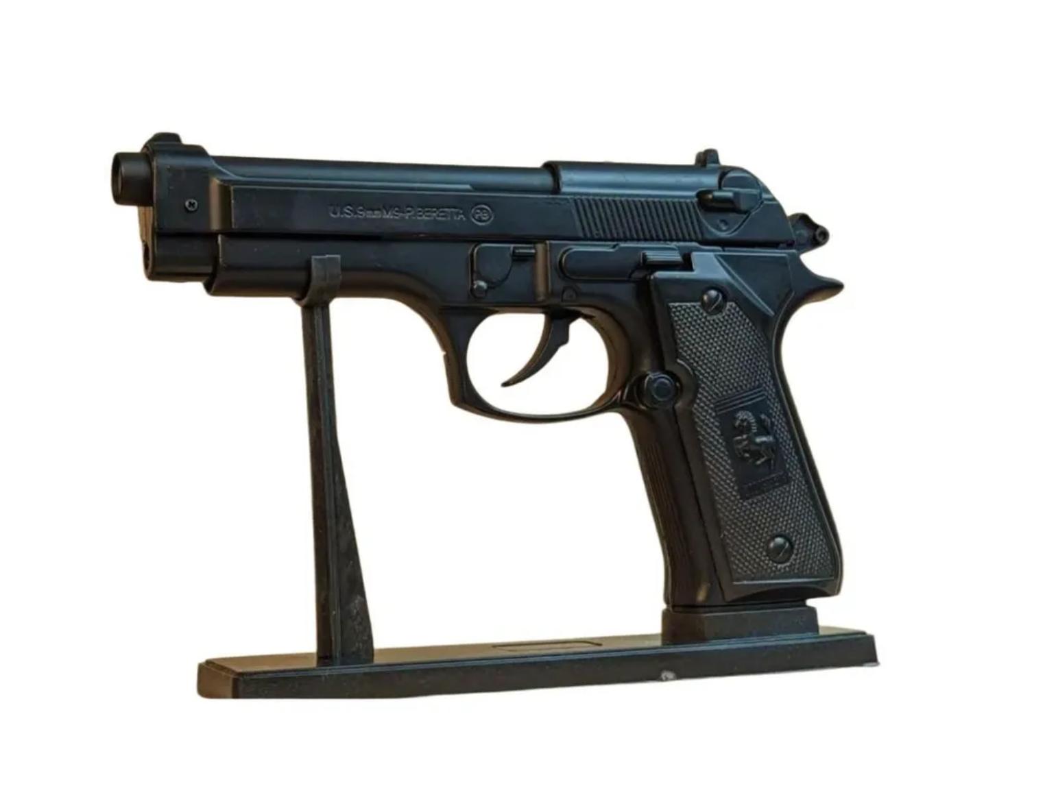 Зажигалка пистолет Beretta 92 черный , без газа, НЕ заправлена