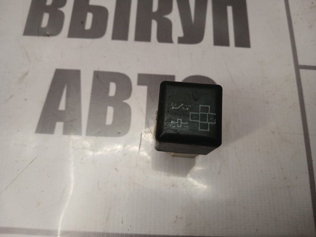 Реле Toyota Corolla E12 2001-2006