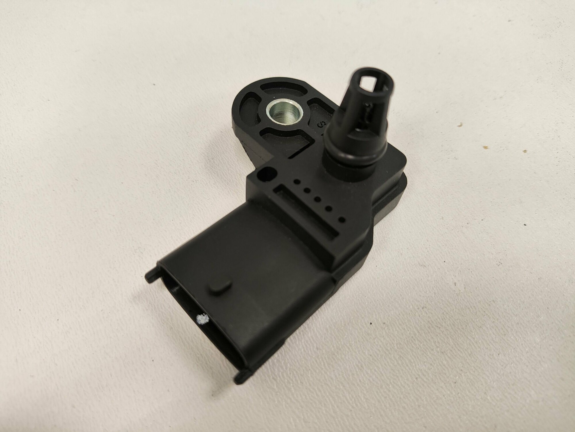 Датчик температуры и давления воздуха CHANGAN Vortex Tingo [1.8 16V 5AMT внедорожник]