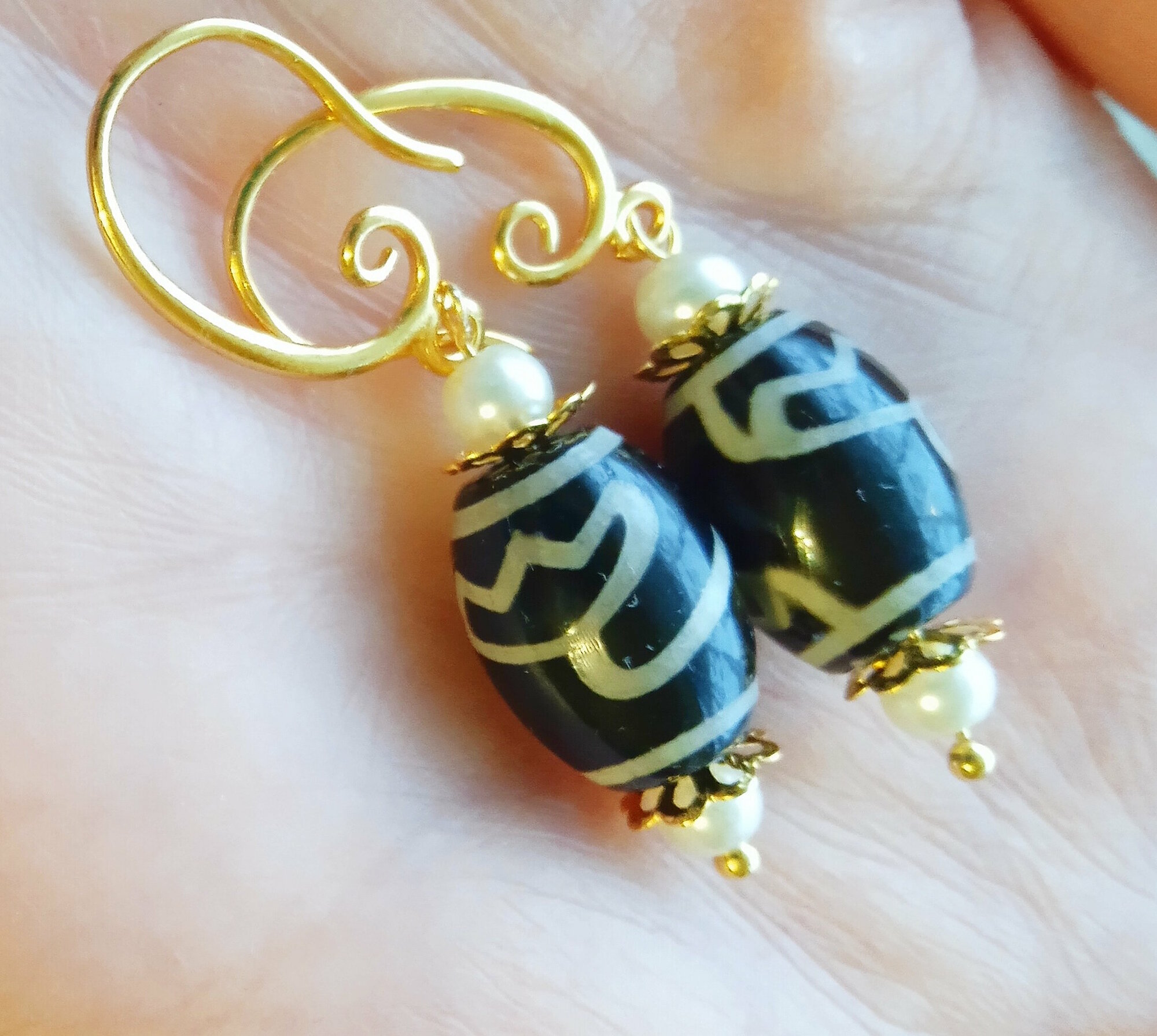 Серьги с подвесками HELLO