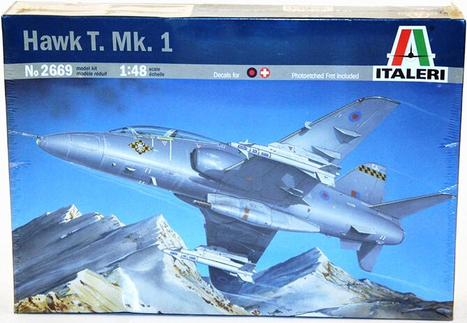 Сборная модель Британский штурмовик HAWK T. MK 1 (1/48) 2669-Ital