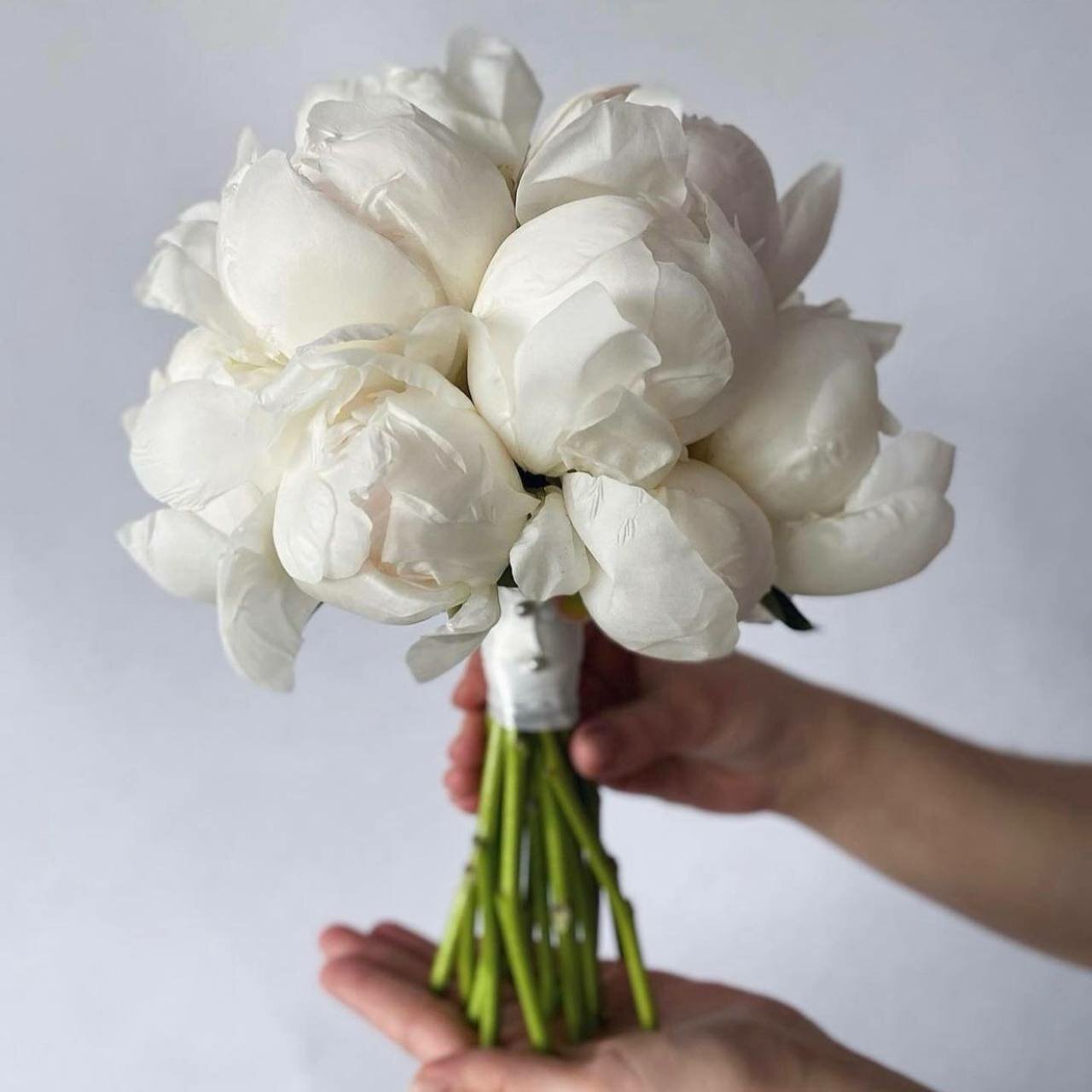 Букет "Свадебный", пионы белые, красивый букет цветов, пионов, шикарный, цветы премиум.