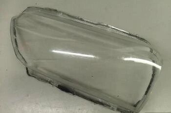 Стекло фары "LADA Vesta" (правое) (пластик)