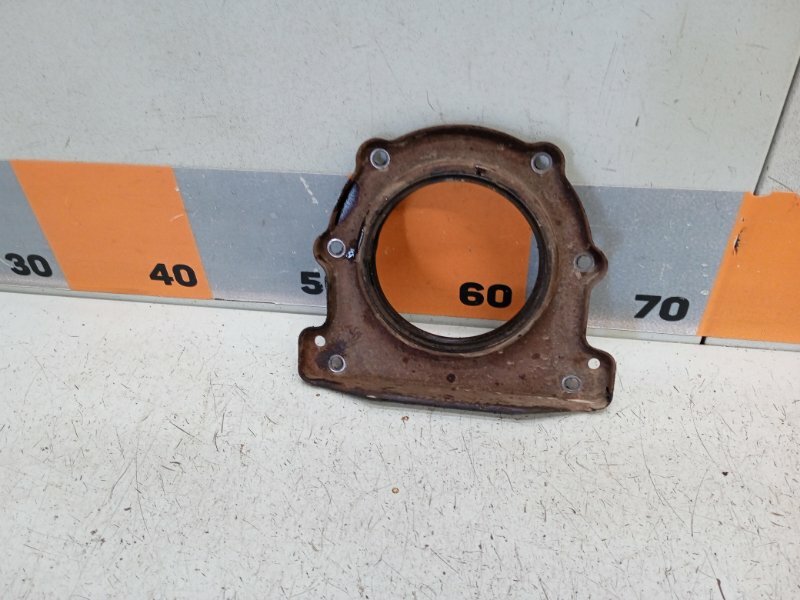 Б/У под задний сальник, 1.3 4A90, Мицубиси Кольт Z3 Крышка двигателя Mitsubishi Colt 2006 Z34A, 6 Задн. 259002 MITSUBISHI ар...