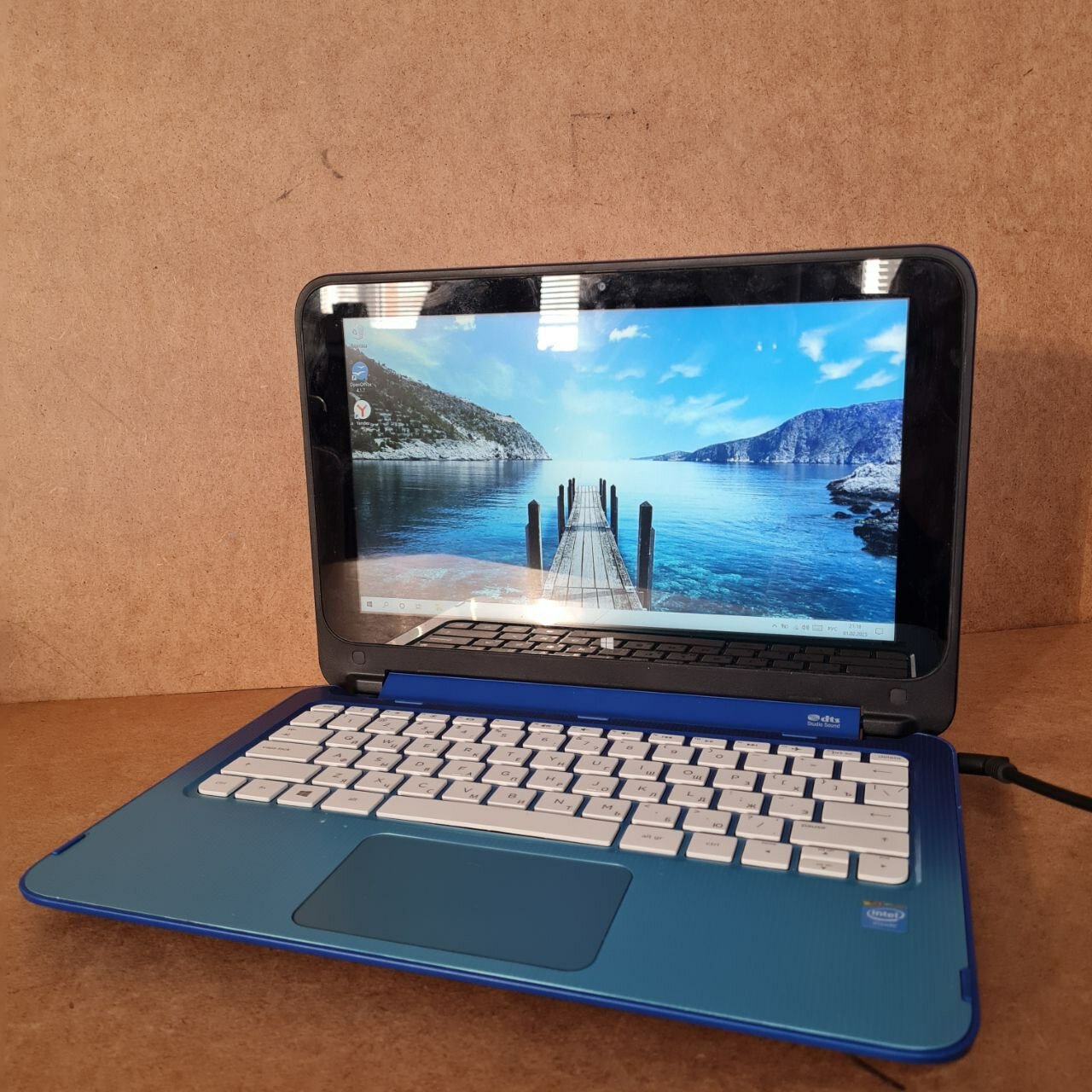 11.6" HP Stream Laptop 14-ax0xx 14", Cеlеrоn N3050, 2ГБ, SSD 32ГБ, Windоws 10, Вluеtооth, синий. Товар уцененный.