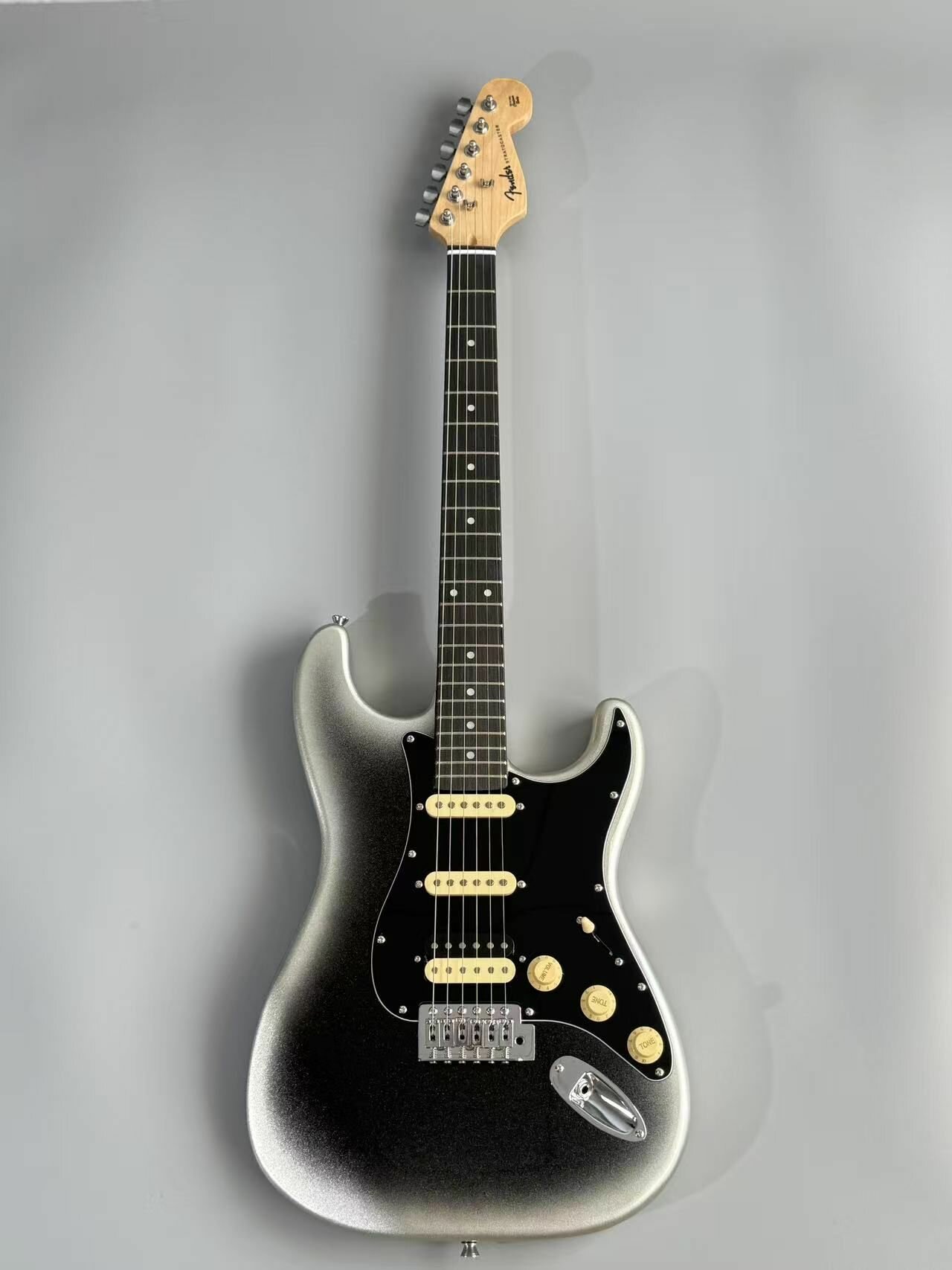 ADAM Электрогитара ST 6-струнная, корпус Махагони 39