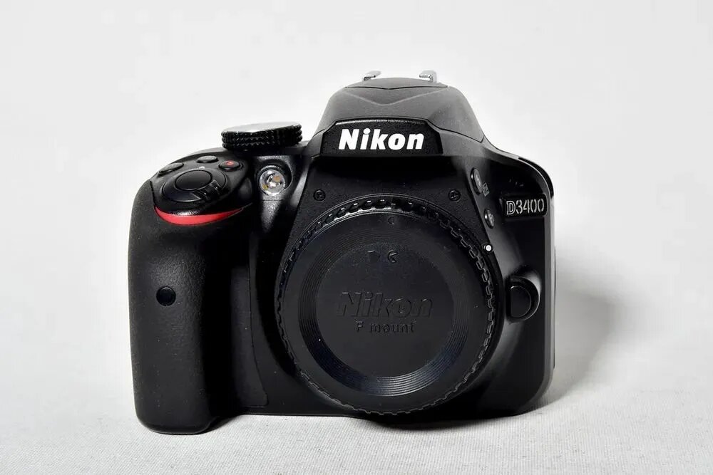 Фотоаппарат Nikon D3400 Body, матрица APS-C, экран 3", без объектива