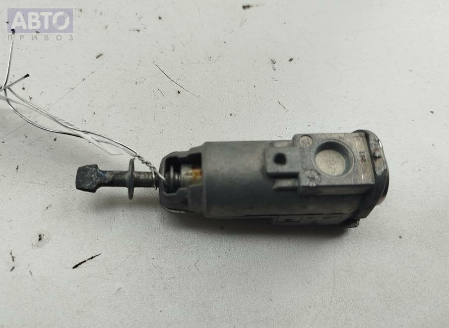 Личинка замка Skoda Fabia mk2 (5J) 2007-2014