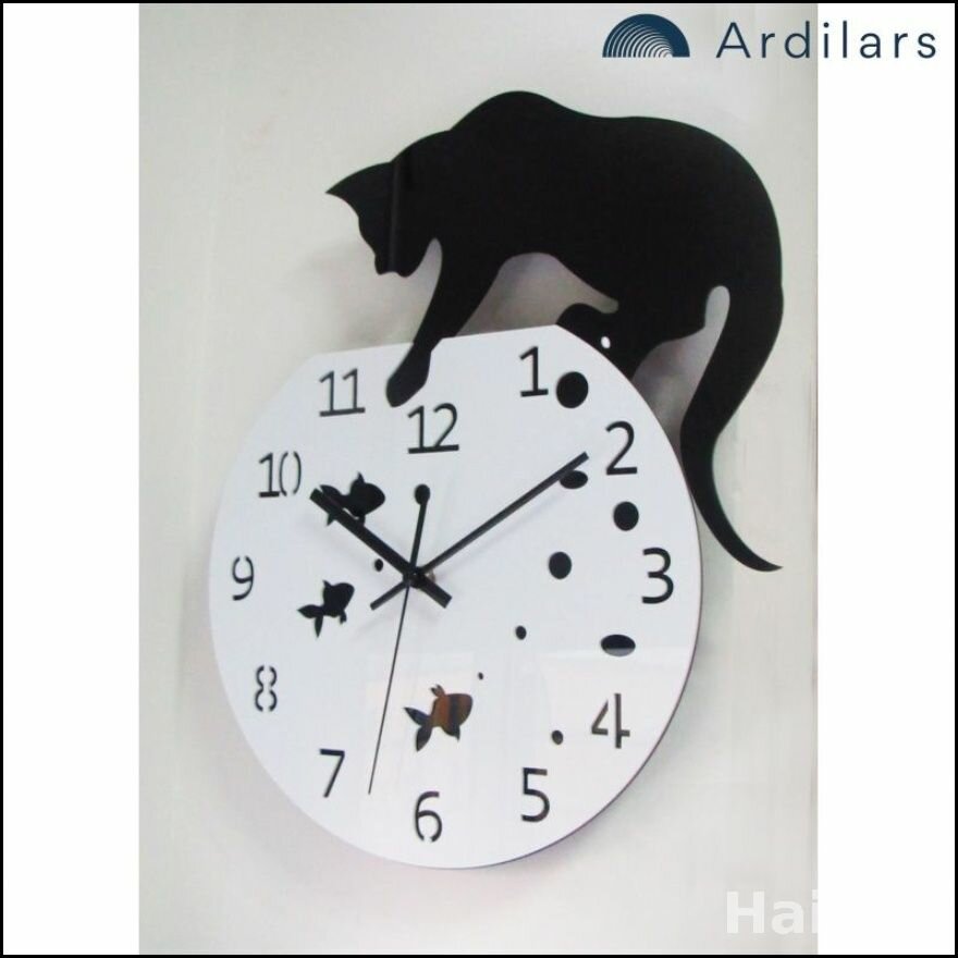 Настенные часы, 39 см х 32 см