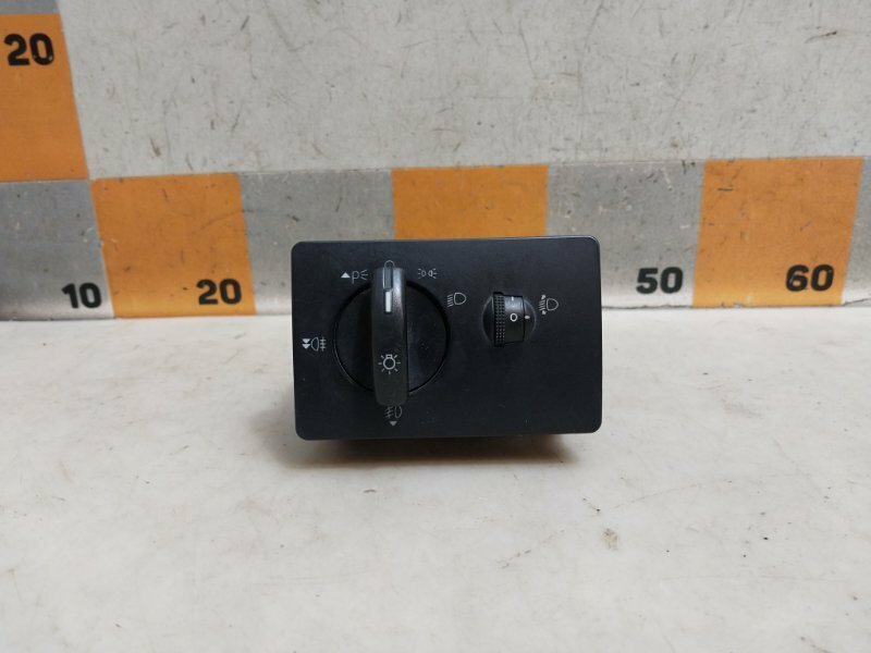 Б/У Переключатель света фар Ford Focus 2006 2 479971 FORD арт. 4M5T13A024LA