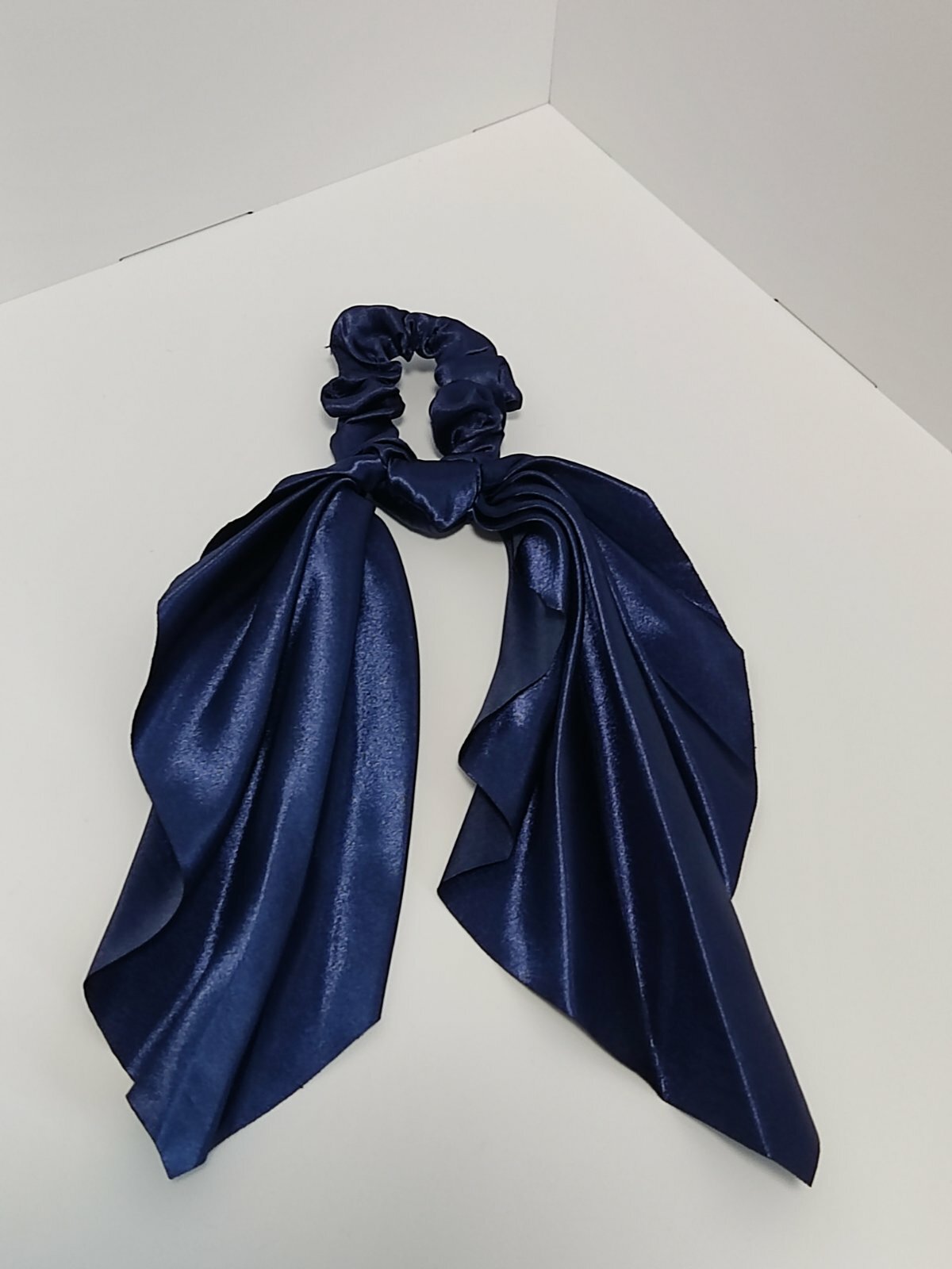 Резинка для волос с платком "Стиль" синяя