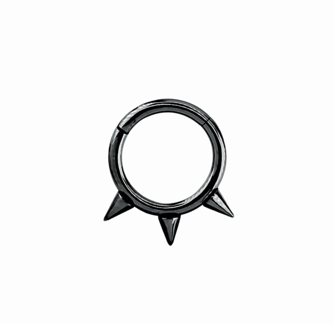 Пирсинг в губу