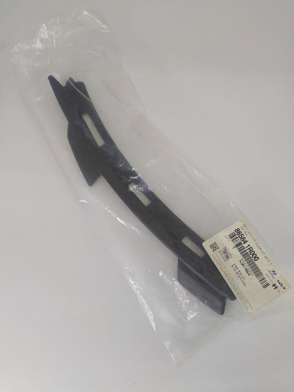 Кронштейн переднего бампера правый (под фару) 865841R000 Hyundai