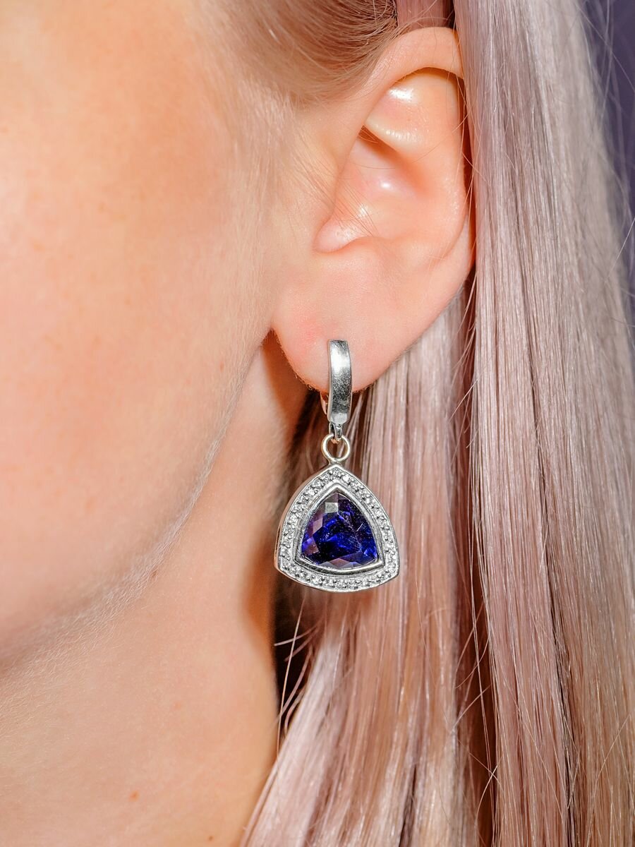 Серьги, серебро, 925 проба, родирование, сапфир, сапфир синтетический, фианит