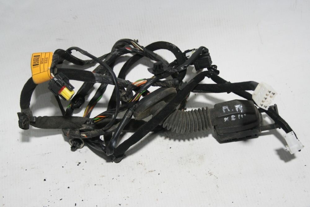 Проводка двери передняя правая (коса) Kia Rio 3 916104Y020