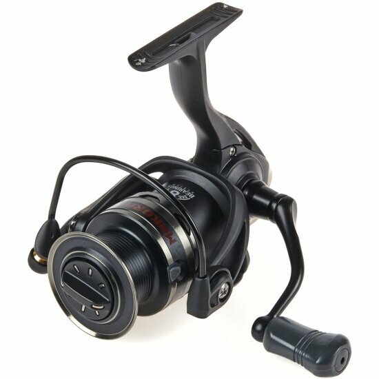 Катушка безынерционная Lucky John Makora BP SPIN 8 2500FD