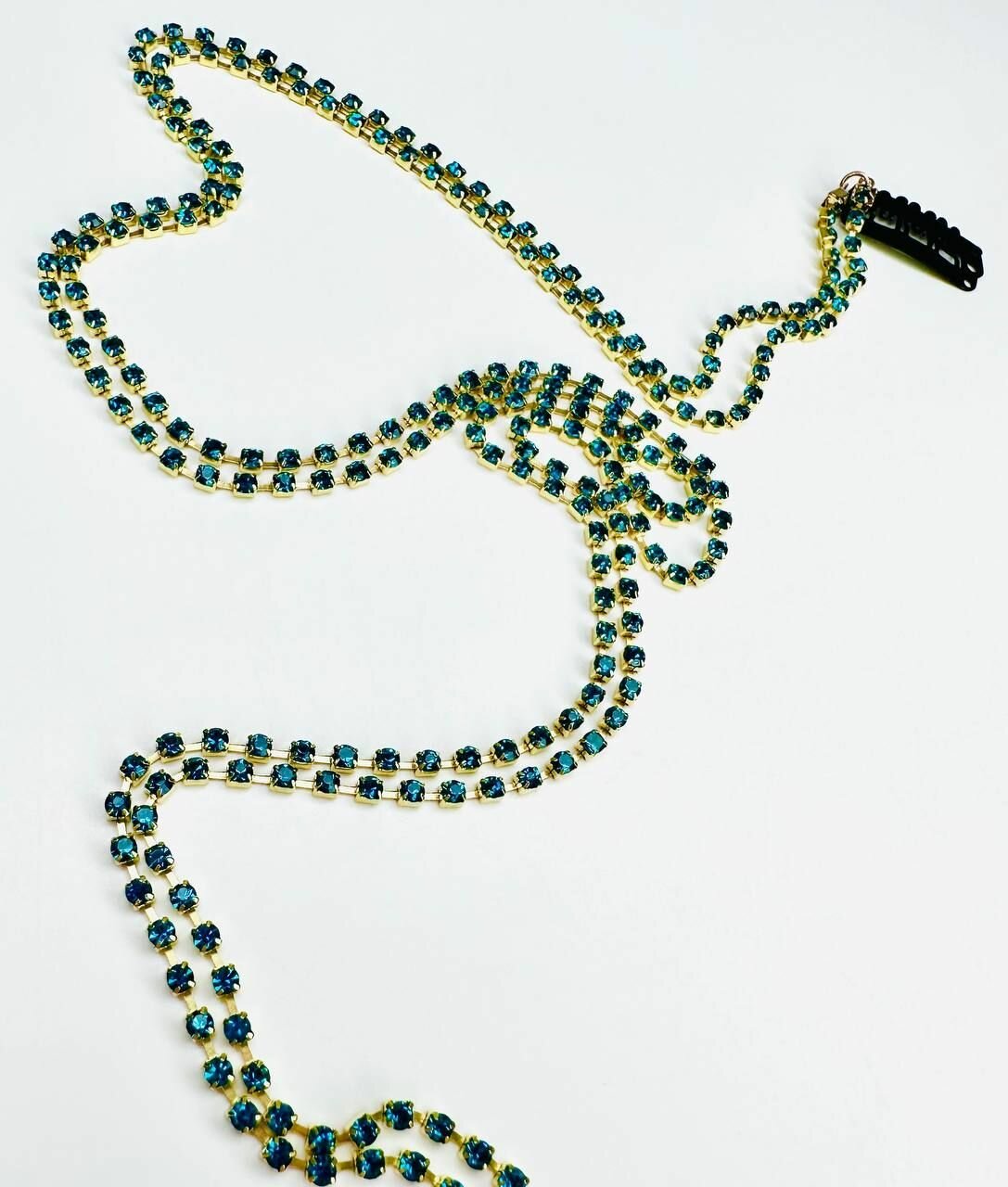 Вечернее украшение для прически. Стразы для волос на заколке, длинные золотые с голубыми камнями стразы для волос.