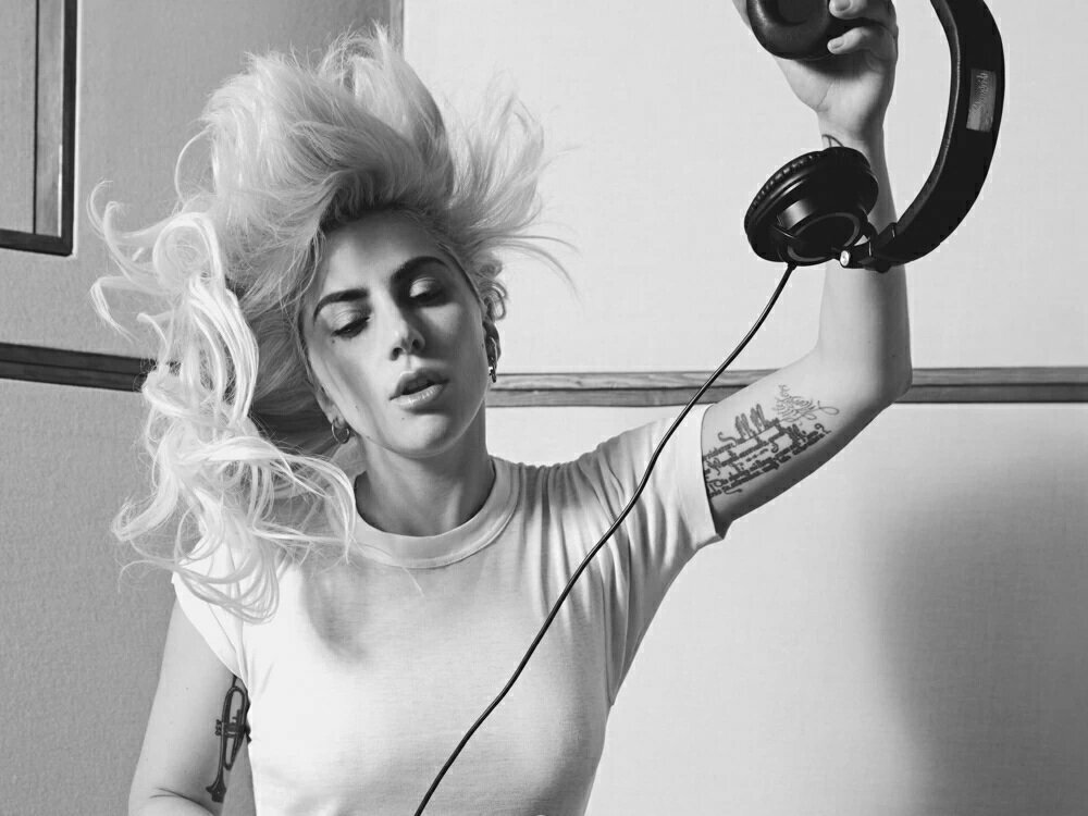 Плакат, постер Lady Gaga, Леди Гага на бумаге, размер 30х42см