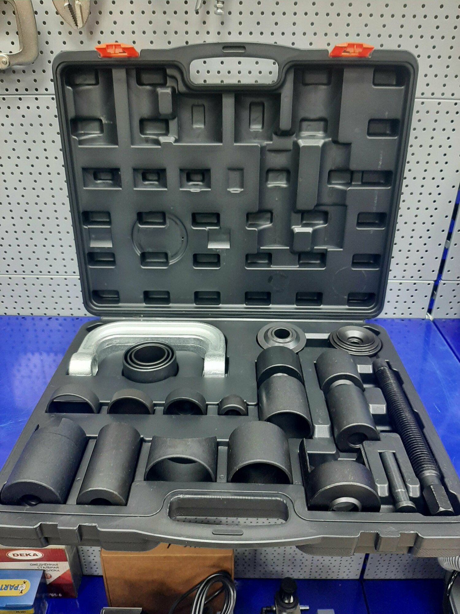 Набор оправок для монтажа и демонтажа сайлентблоков, 21 предмет для автосервиса AFFIX