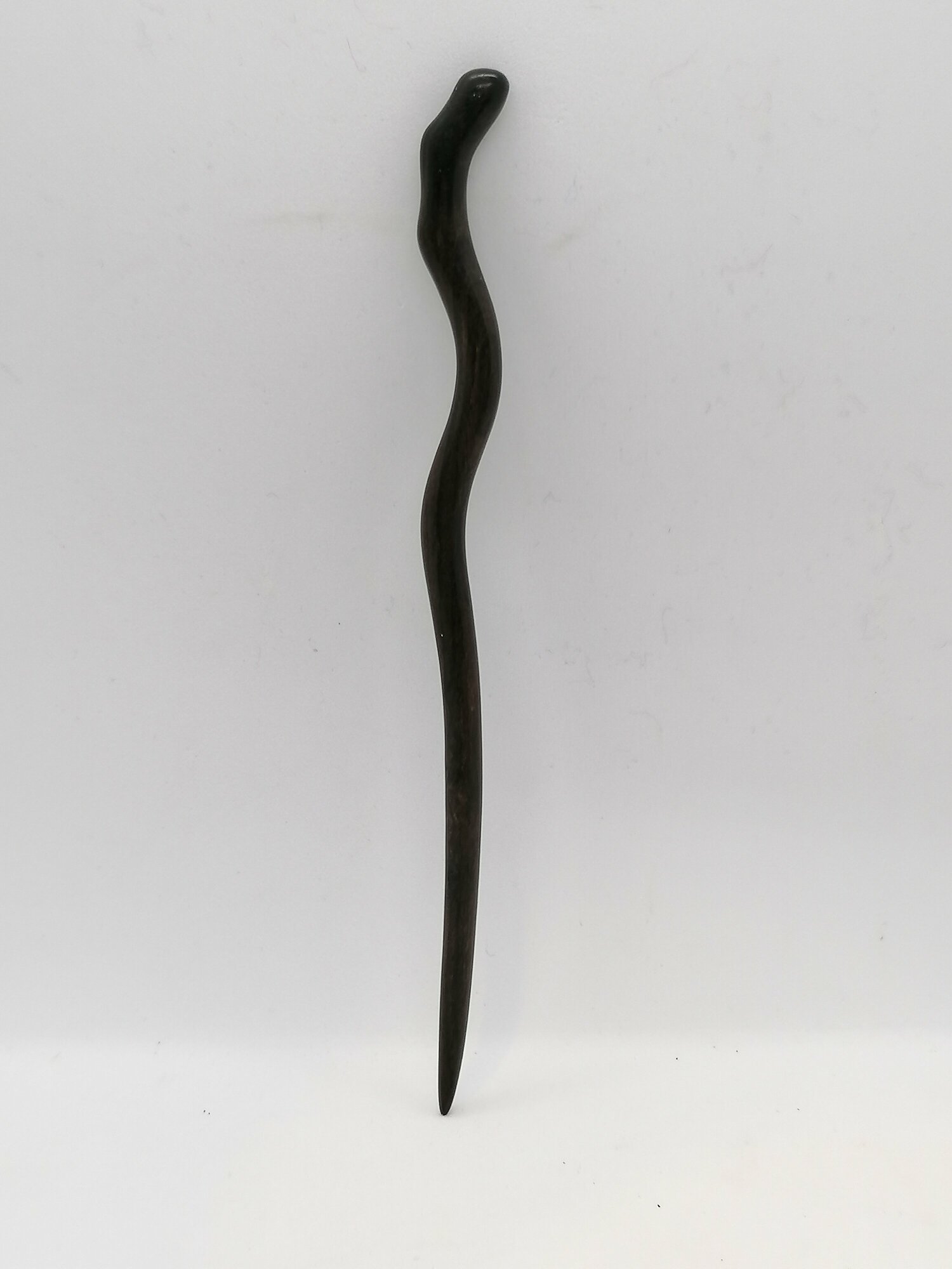 Шпилька сандаловая, черный сандал (змейка)