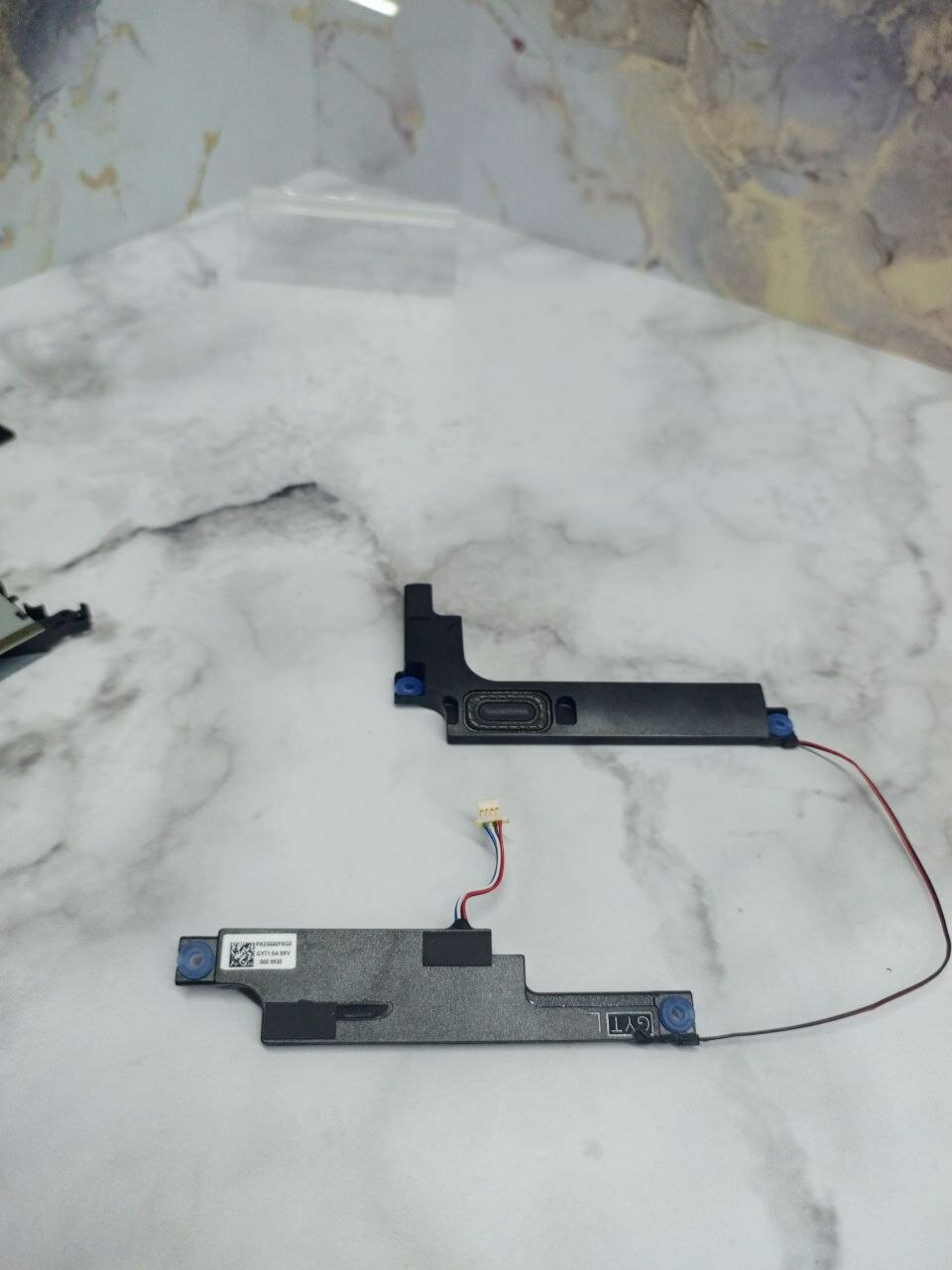 Динамики IdeaPad 320 снятые