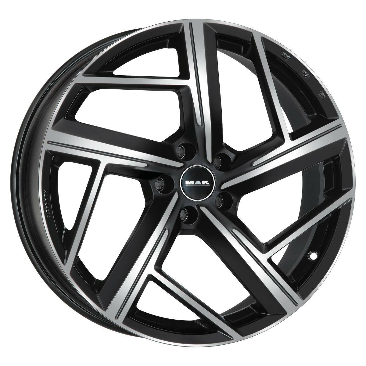 Диск автомобильный литой MAK Qvattro 18x8 5x112 et42 dia66.45 Чёрный глянцевый с полированной лицевой частью