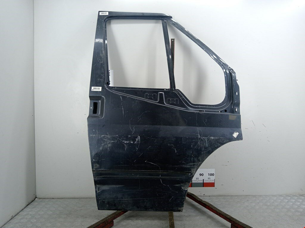 Дверь передняя правая Ford Transit 4 4703950 арт. 2135504