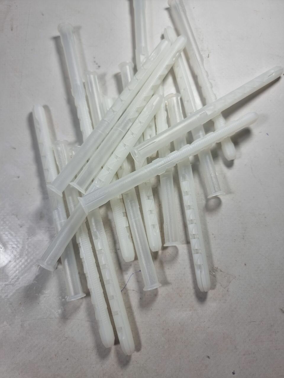 Дюбель распорный пластик белый 8*120 (100шт-1уп) Wurth, Германия