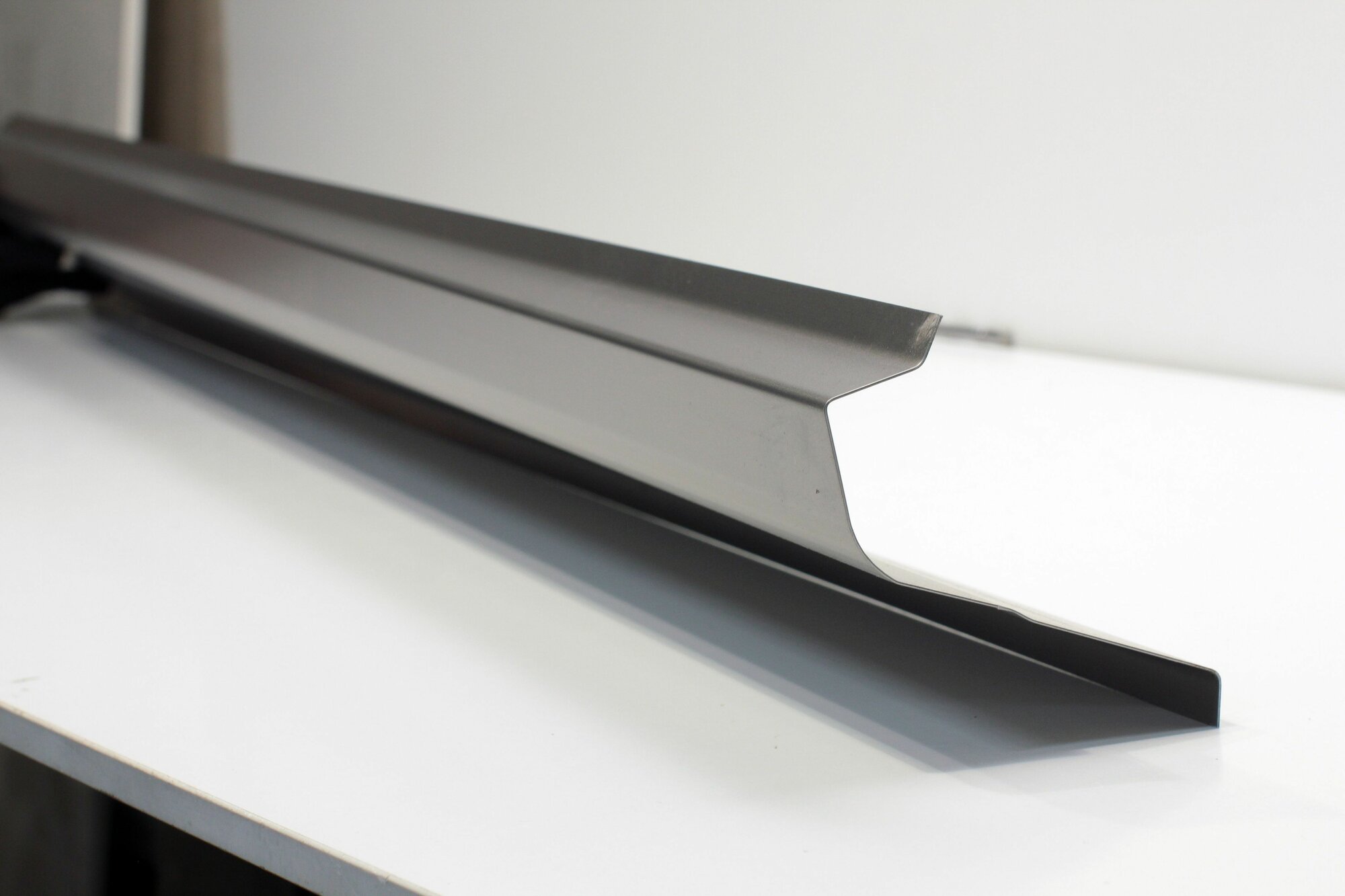 Порог ремонтный левый для Mitsubishi Lancer 9 (cedia) седан (Митсубиси Лансер 9/Митсубиши Лансер 9/Мицубиси Лансер 9/Мицубиши Лансер 9), холоднокатаная сталь 1.2 мм