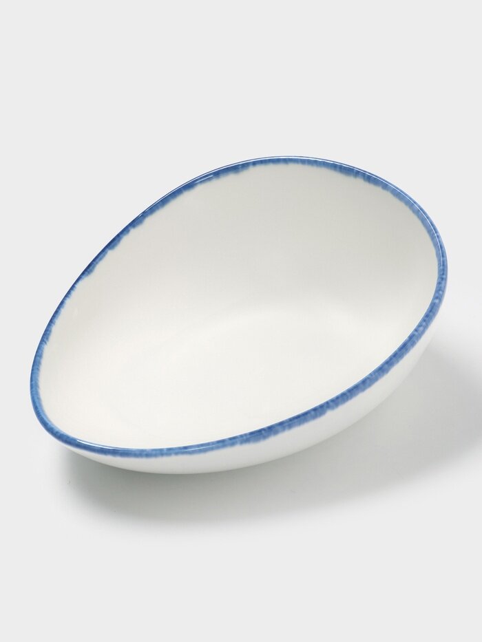 Салатник Magistro Blue Lagoon, 450 мл, 22.3×17×9 см, фарфор, белый, синий
