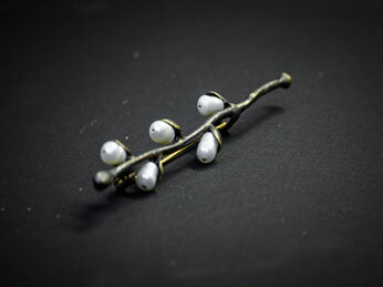 Славянский оберег, брошь Agrias Jewelry, жемчуг пресноводный — фото 1