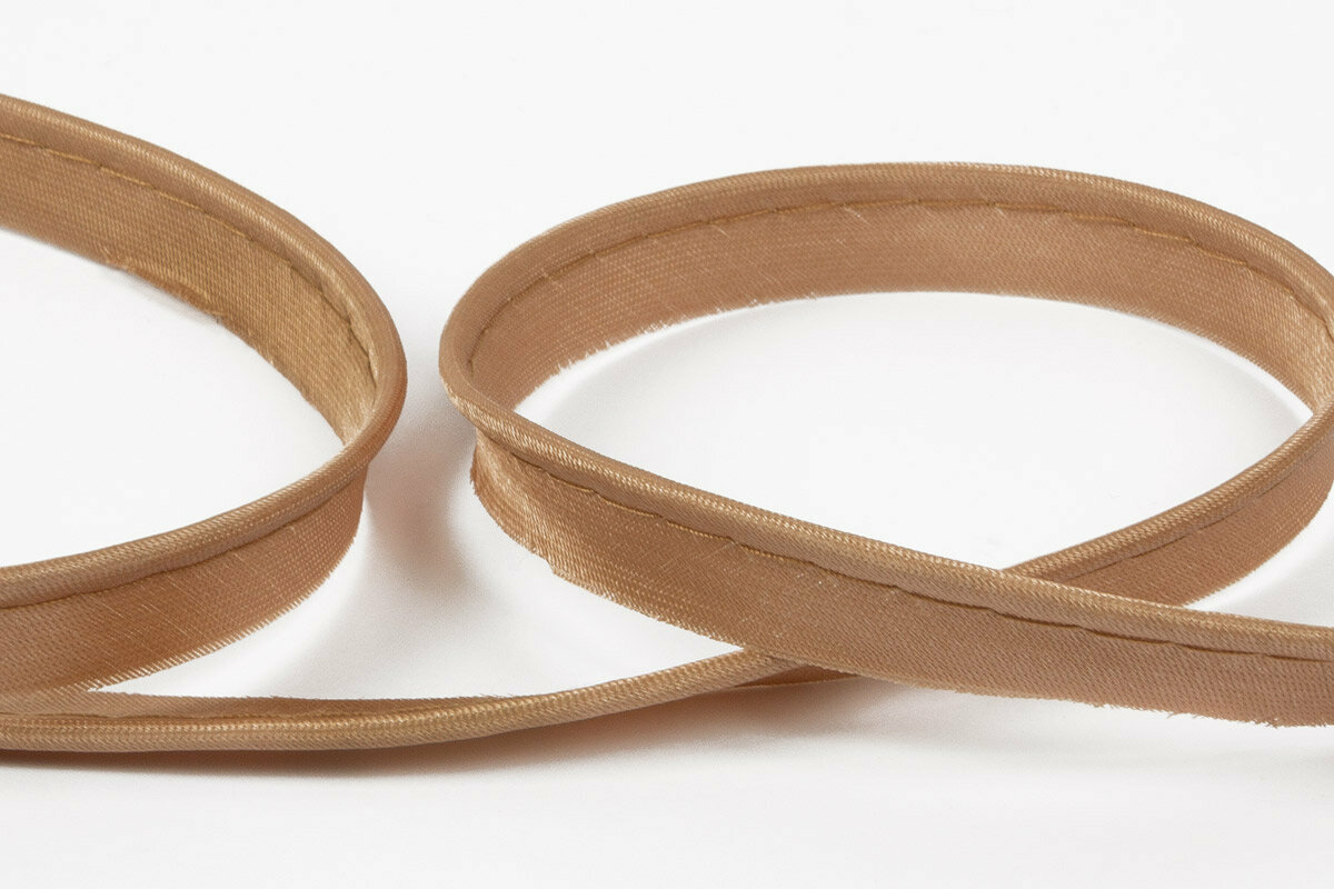 Кант атласный Gamma GA-10P 10 мм 65 м +- 2.5 м №007 коричнево-бежевый