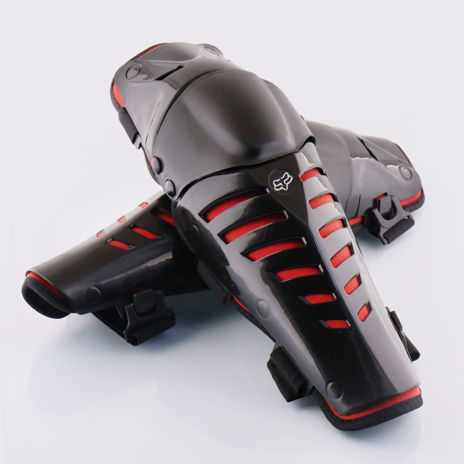 Щитки (наколенники, черные) "FOX"