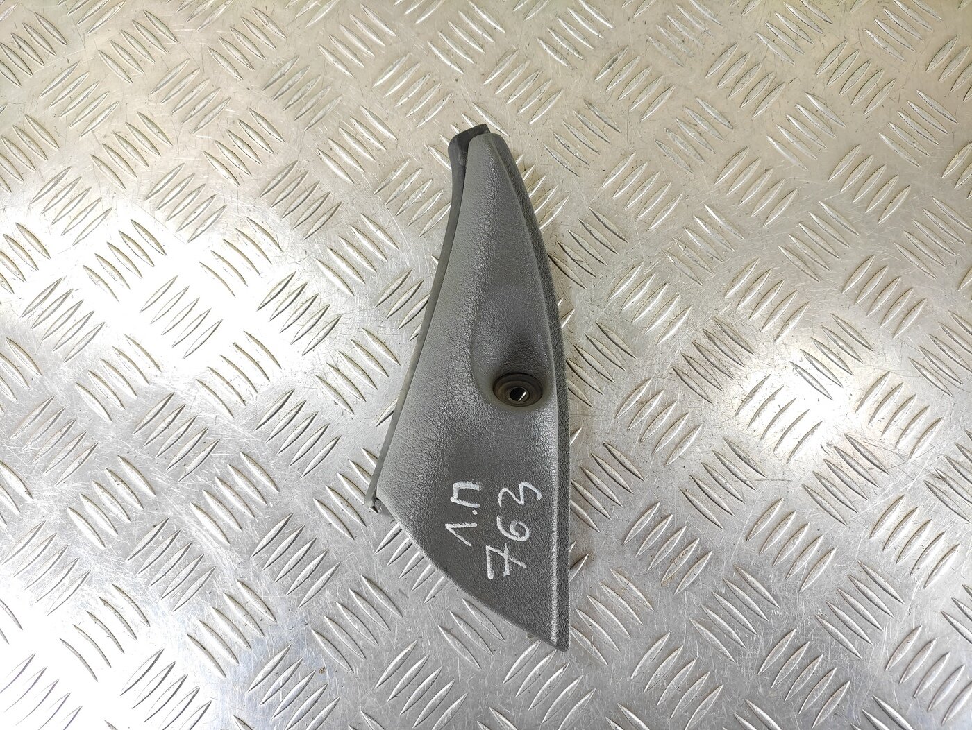 Крышка зеркала внутренняя левая RENAULT CLIO 1998-2008 7700411288