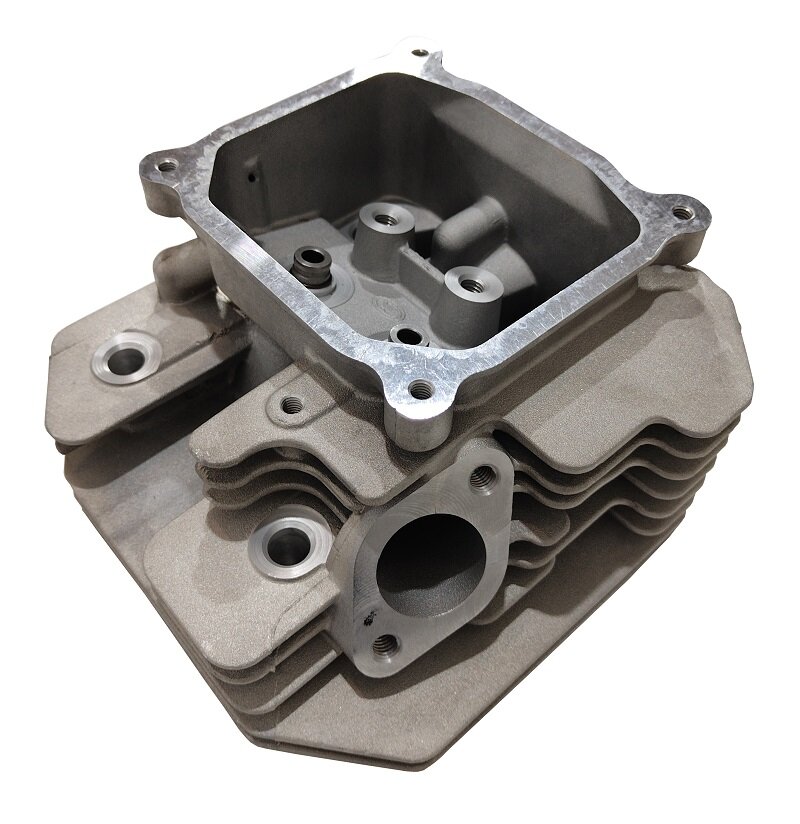 Головка блока цилиндра (ГБЦ) для бензинового двигателя Loncin LC1Р90F-1/120081128-0001,15 л. с.