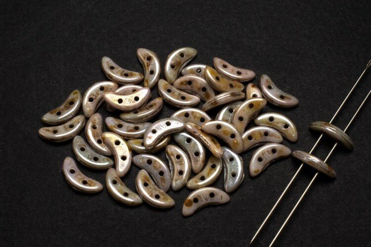 Бусины Crescent beads 10х3мм, цвет 0310-65455AL Opaque Ultra Luster Green, 708-031, 5г (около 40 шт)