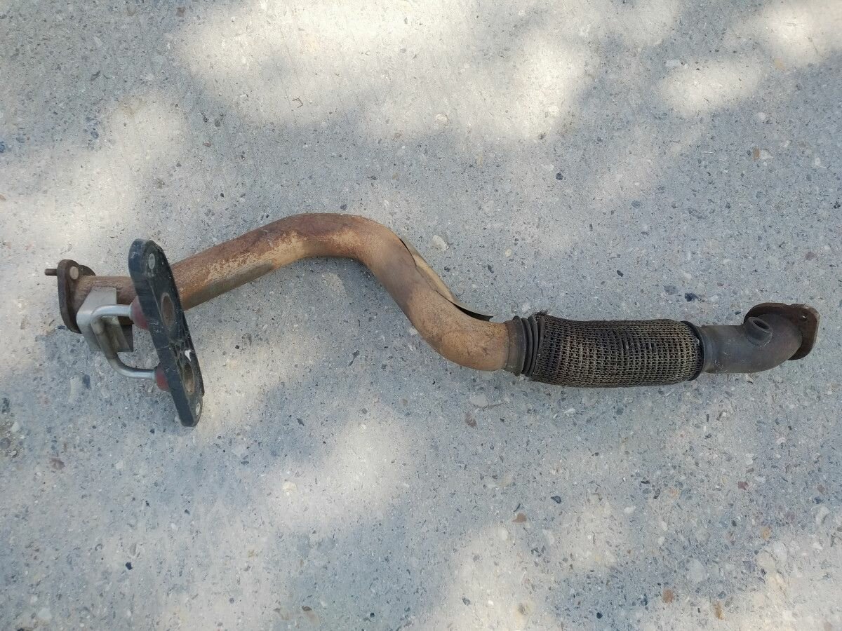 Приемная труба глушителя Volkswagen Golf 6 1K0253059KA