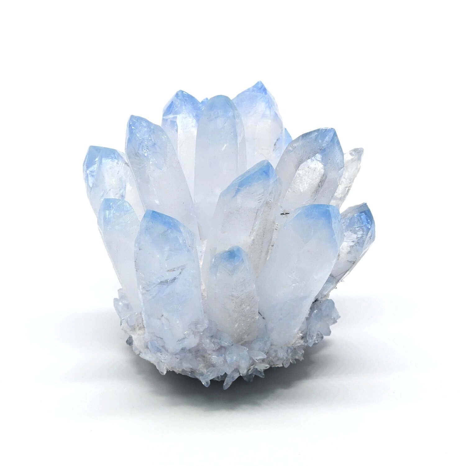 Кристаллическое образование голубого кварца 85*75*80мм, 390г .