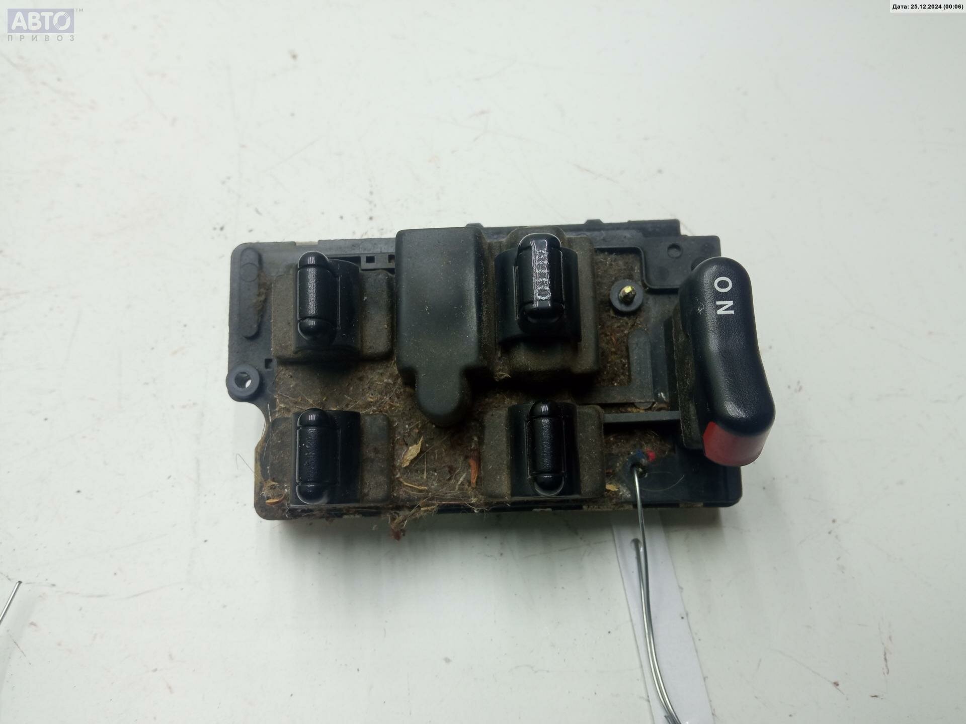 Блок кнопок управления стеклоподъемниками Honda Accord (1993-1998)