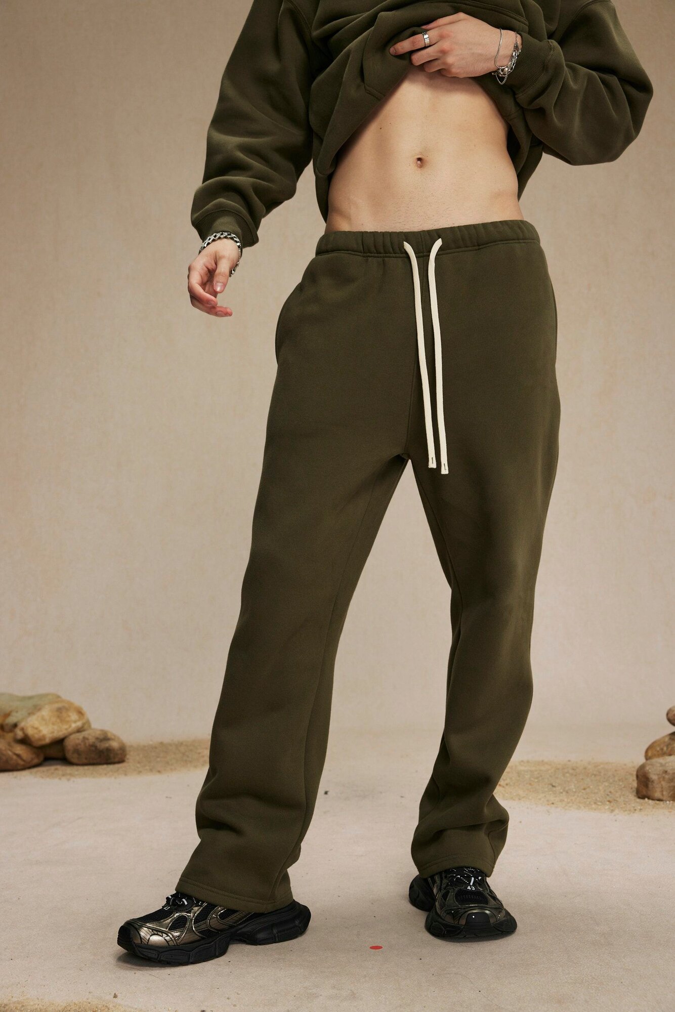 Брюки спортивные