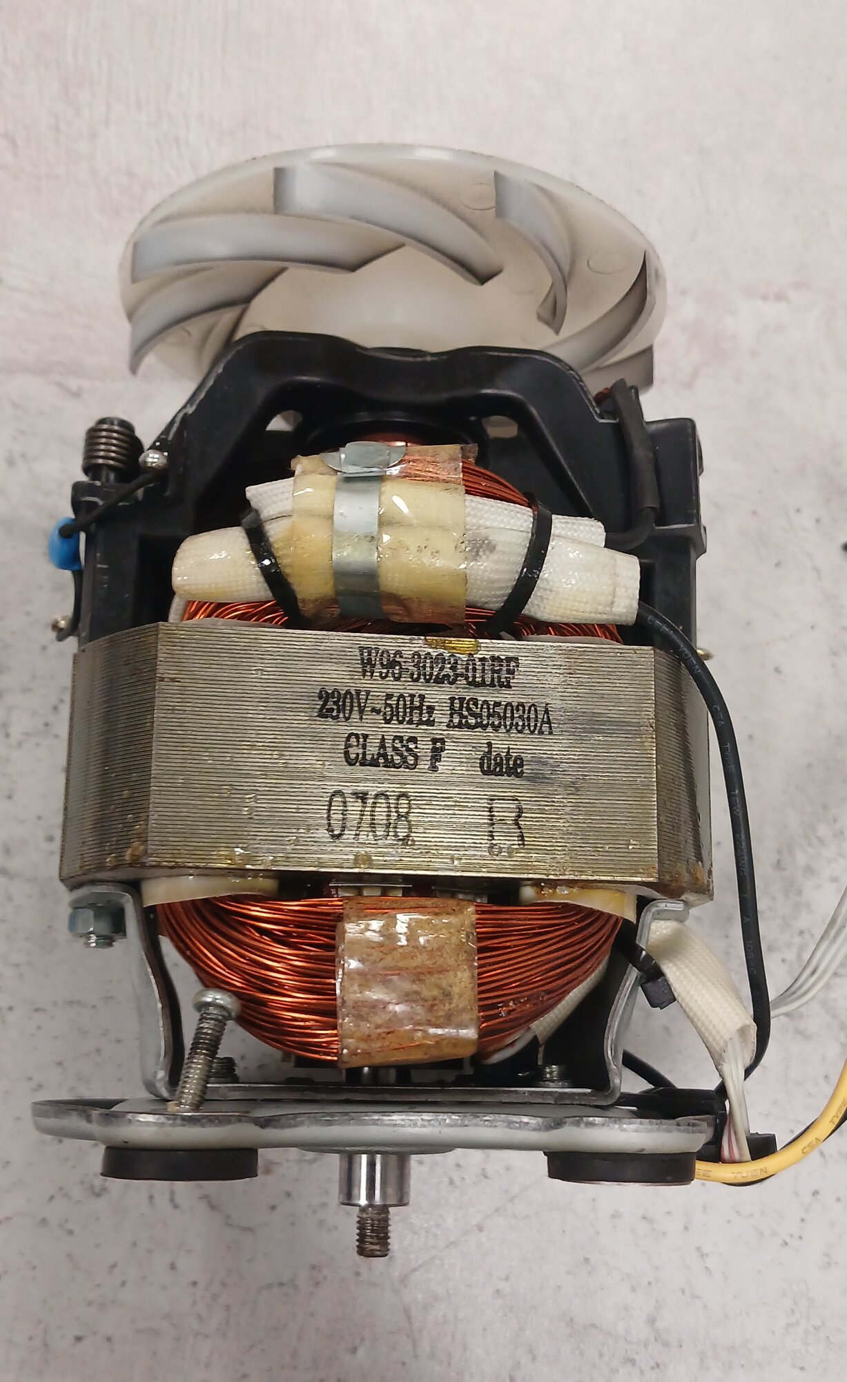 Мотор блендера Bork b700 (sb-san98120) W96-3023 , HS05030A