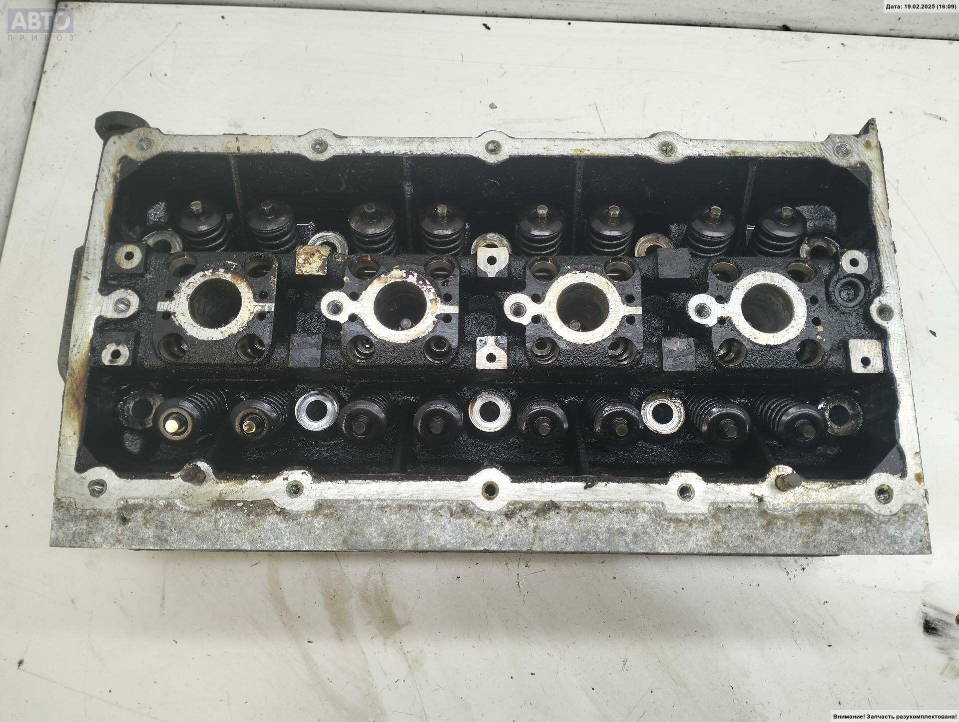 Головка блока цилиндров двигателя (ГБЦ) Volkswagen Golf-4