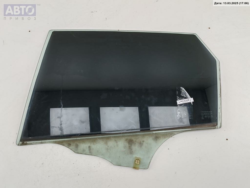 Стекло двери задней левой Mazda 3 (2003-2008) BK