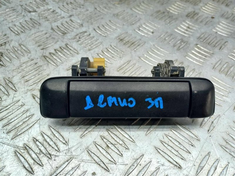 Б/У Ручка двери задней наружная правая Mazda Demio 1 DW3W / Мазда Демио 1 DW3W 1.3 B3 85Л.С. 1998