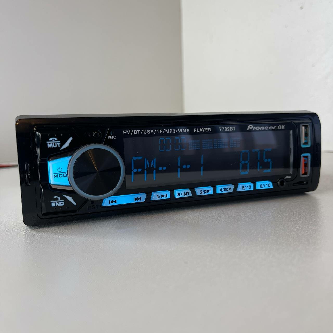 Автомагнитола AG-8053BT 7 цв. LED, BT, MP3/2 USB/TF/FM/AM, AUX, 6 RCA, 2 пульта